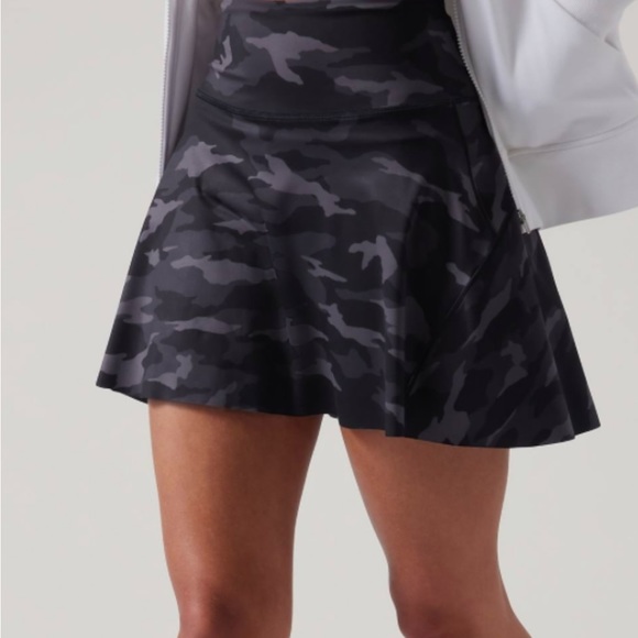 Athleta | Skirts | New Athleta Match Point Skirt Xl 35capri 18 ...